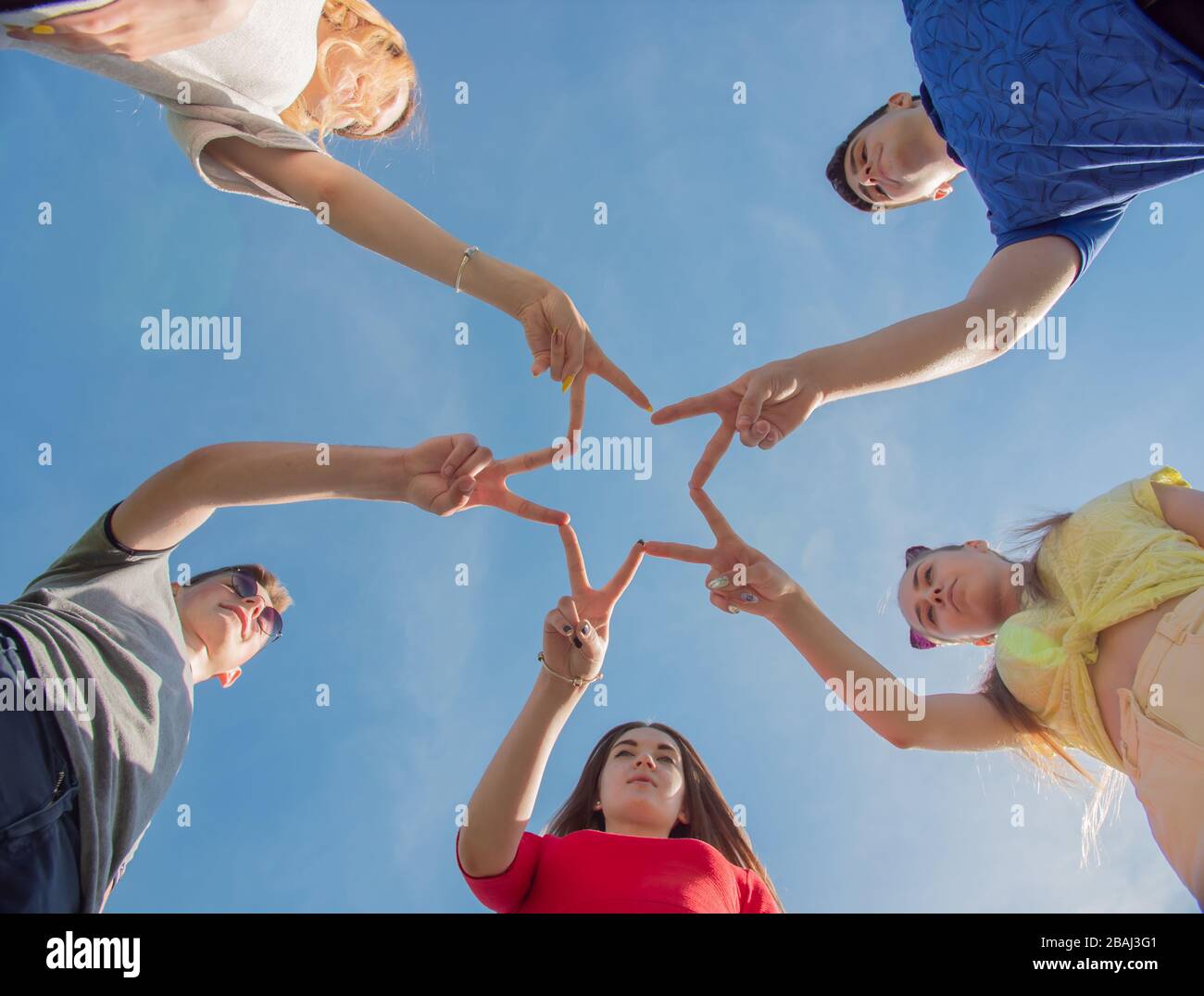Friendship hands star hi-res stock photography and images - Alamy