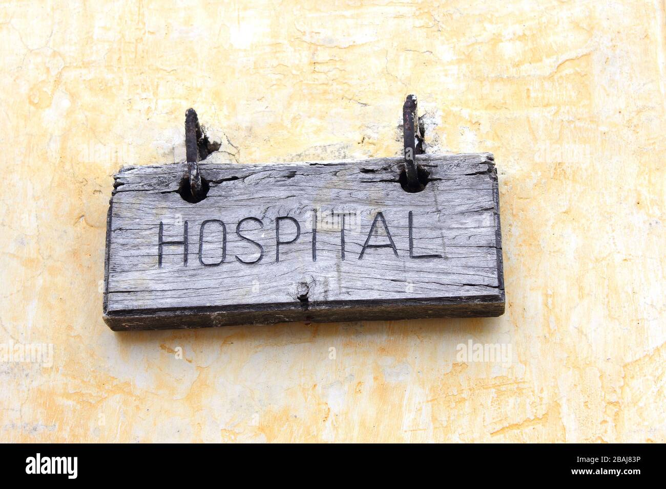Hospital signage hi-res stock photography and images - Alamy