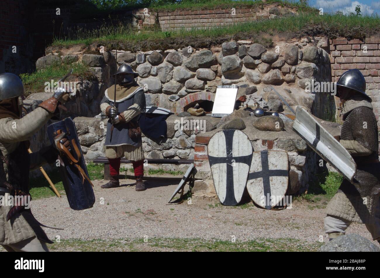 Medieval knight with sword and shield Stock Photo - Alamy