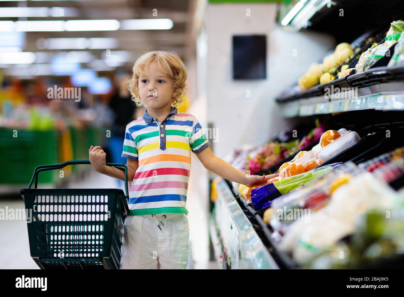 Child buy fruit local market hi-res stock photography and images - Alamy