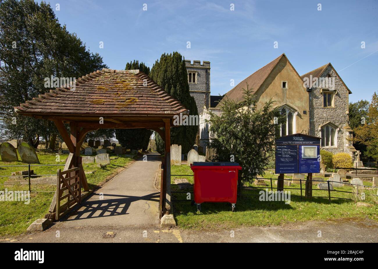 St johns west wickham hi-res stock photography and images - Alamy