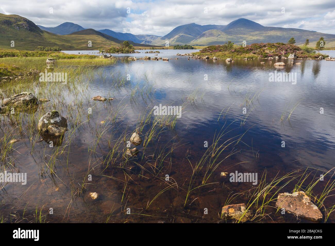 Scotland loch landscape hi-res stock photography and images - Alamy