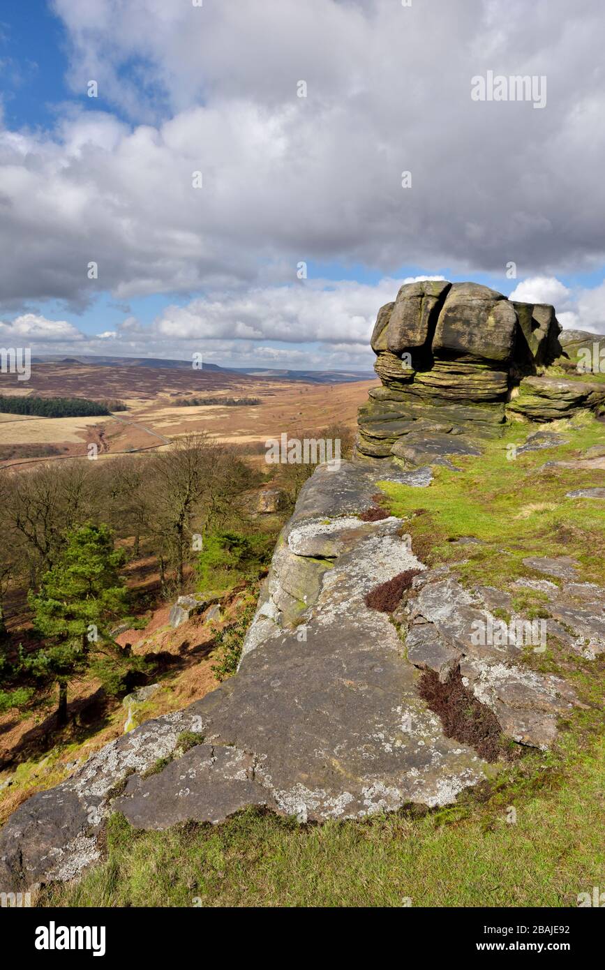 Stanage Edge, gritstone escarpment,Hathersage,Peak district national ...