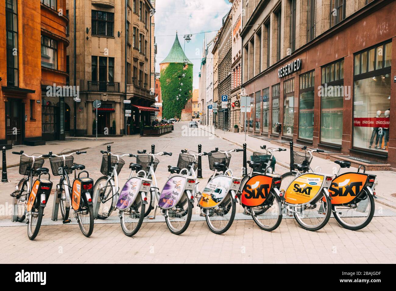 Riga old town bycicle hi-res stock photography and images - Alamy