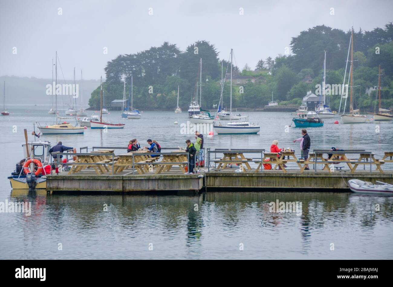 The Pandora Inn in Mylor, Falmouth in Cornwall, England, UK Stock Photo ...
