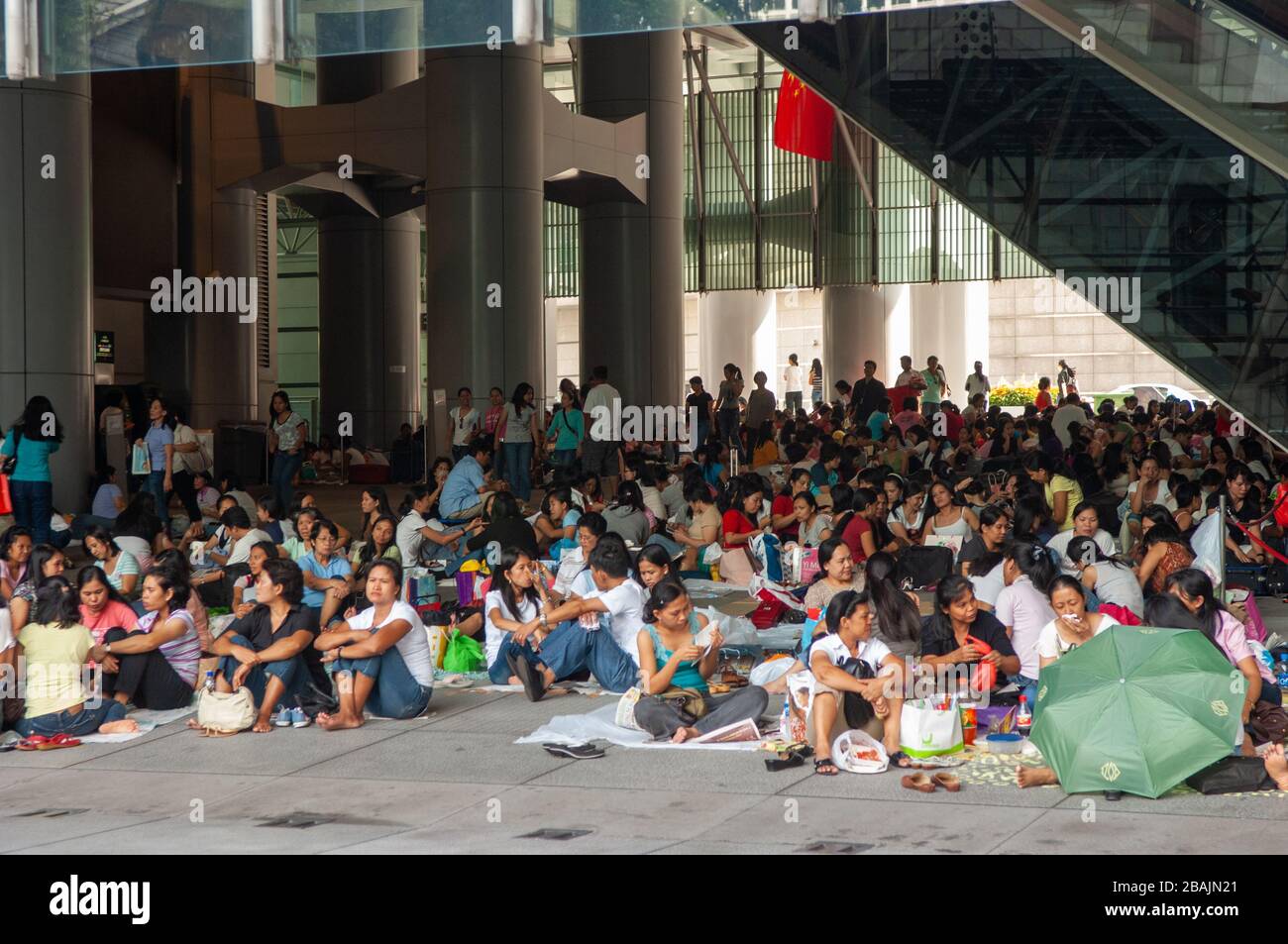 The maids day off hong kong hi-res stock photography and images - Alamy