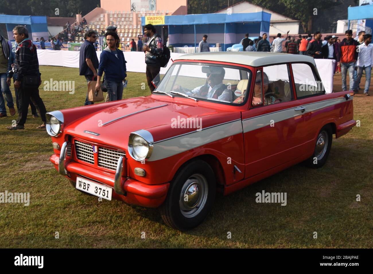 1964 standard herald hi-res stock photography and images - Alamy