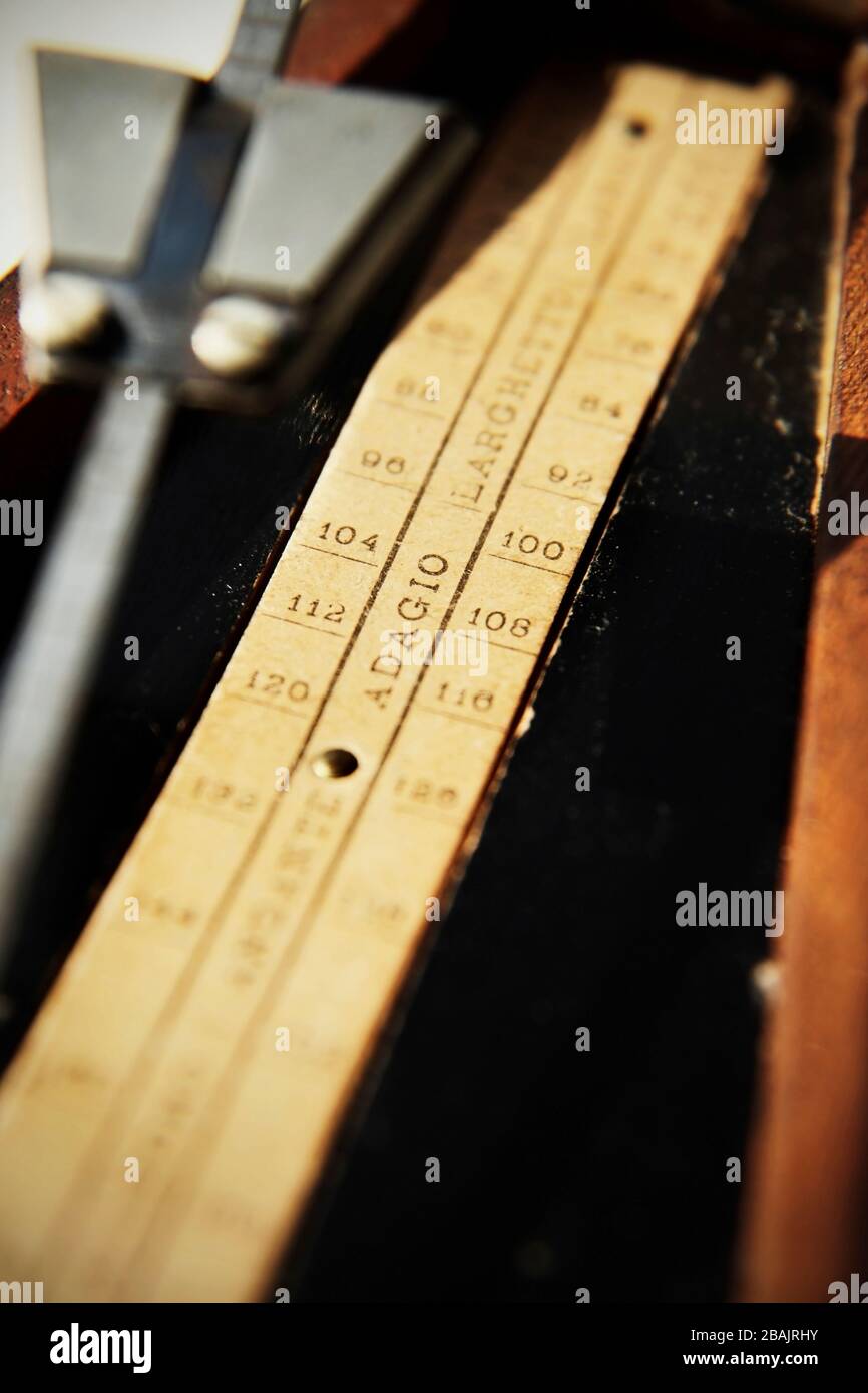 Vintage timekeeping hi-res stock photography and images - Alamy