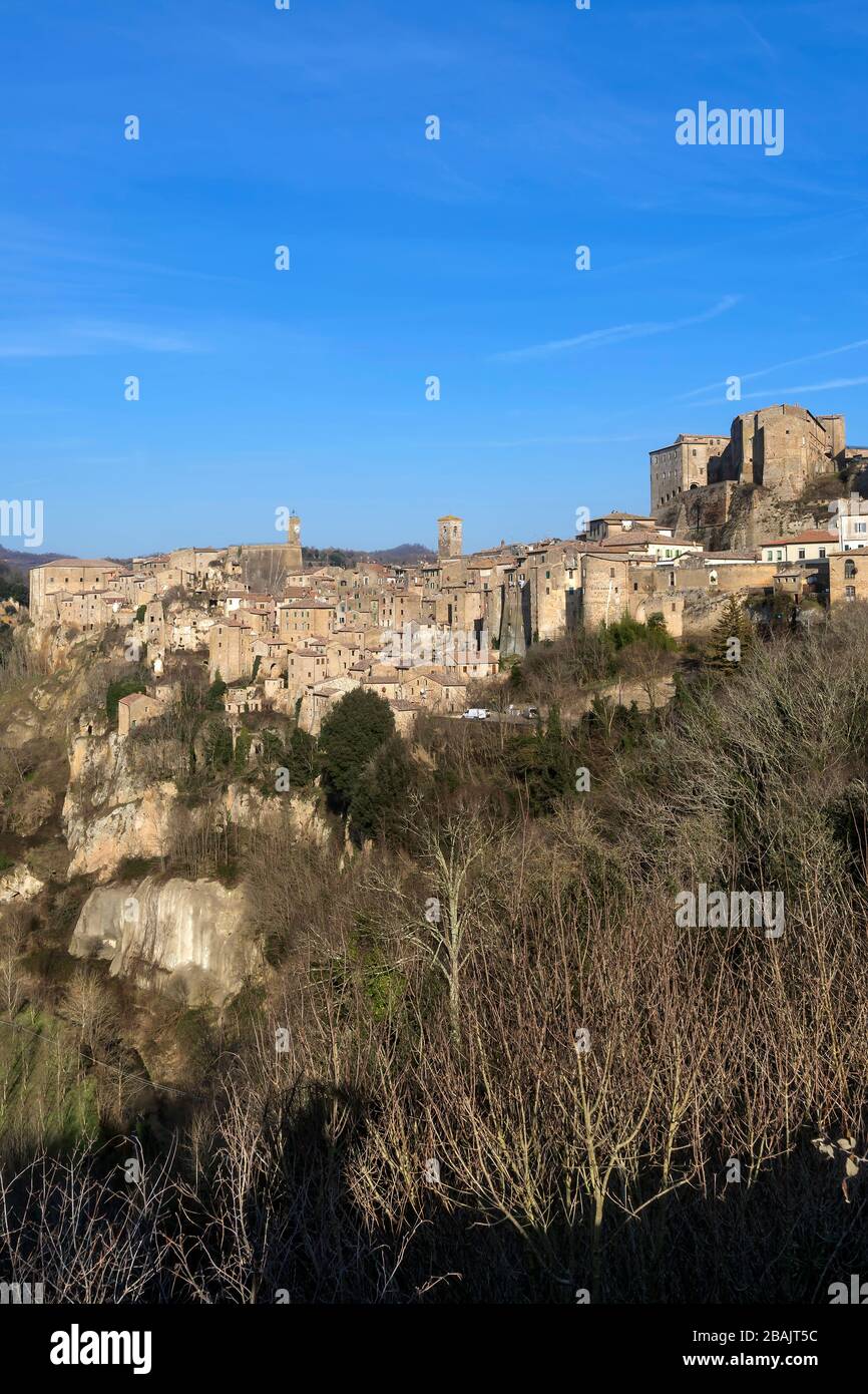 Tuff italy hi-res stock photography and images - Alamy