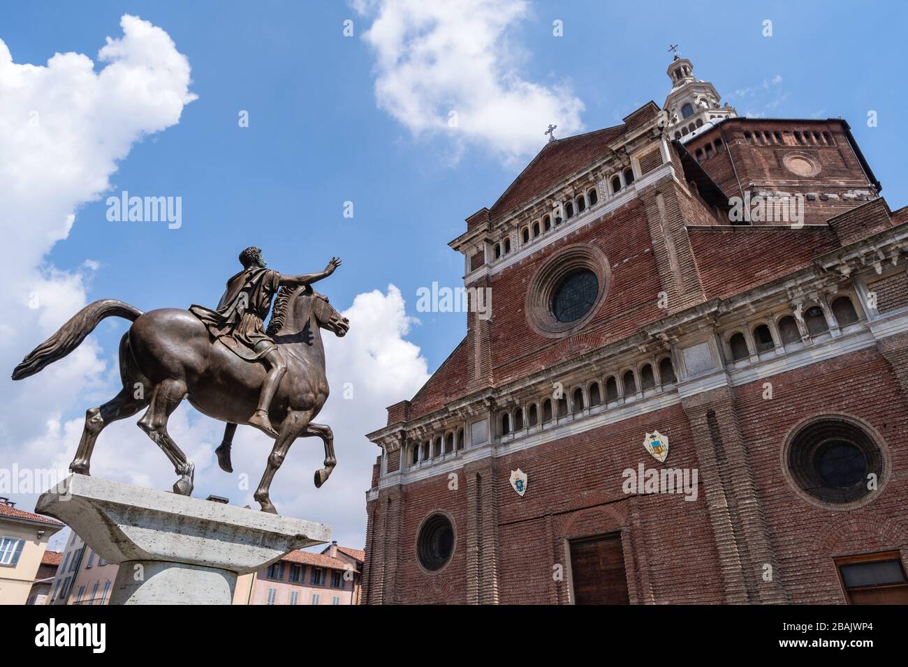 Duomo of Pavia with equestrian statue Regisole, Lombardy region Stock ...