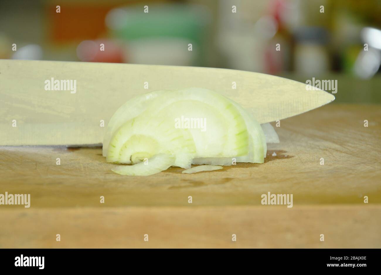 Water drop on sharp knife hi-res stock photography and images - Alamy