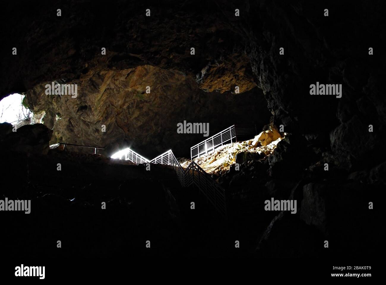Wet cave hi-res stock photography and images - Alamy