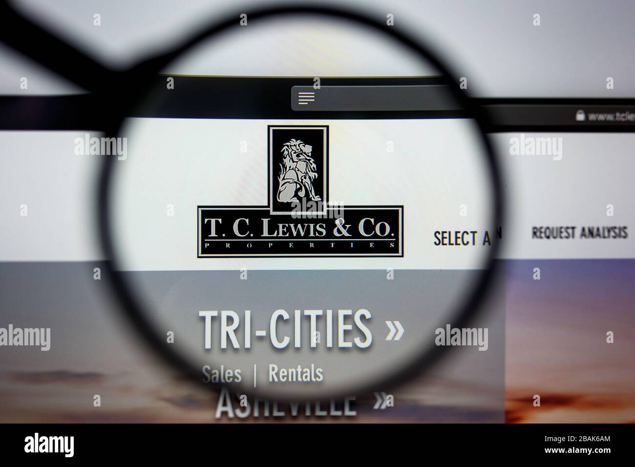 Tc tech logo hi-res stock photography and images - Alamy