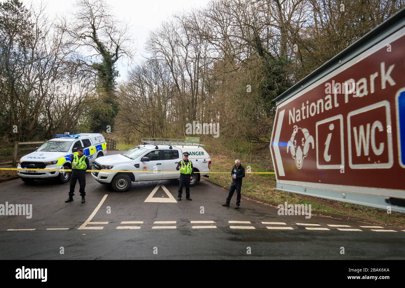 Vehicle check point hi-res stock photography and images - Alamy