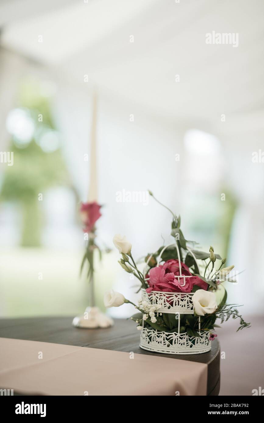 A beautiful floral arrangement for a special event Stock Photo - Alamy