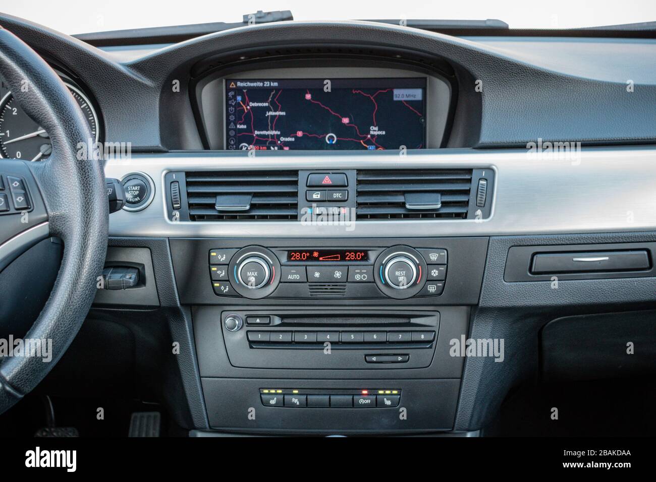 OEM navigation display unit inside dashboard,professional big display ...