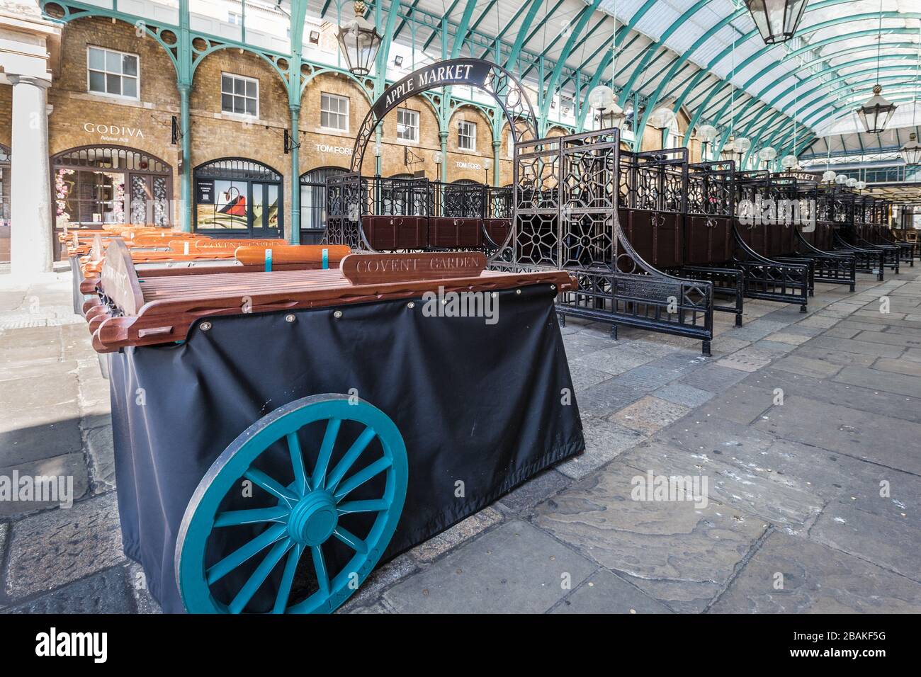 A deserted cart in Covent Garden's Apple Market during the lockdown in ...
