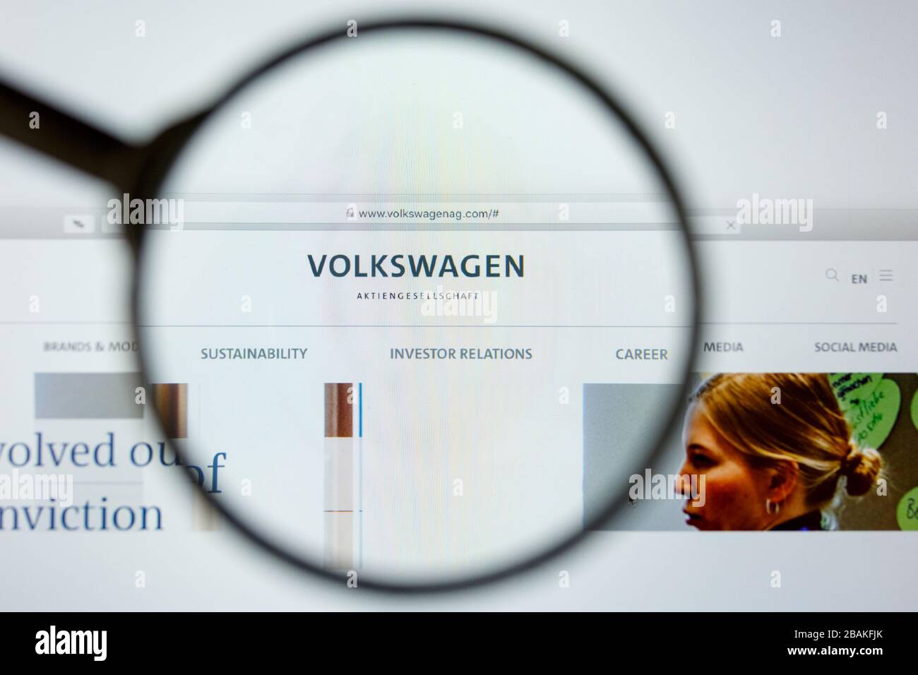 Volkswagen_logo hi-res stock photography and images - Alamy