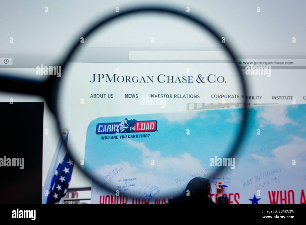 Chase website hi-res stock photography and images - Alamy