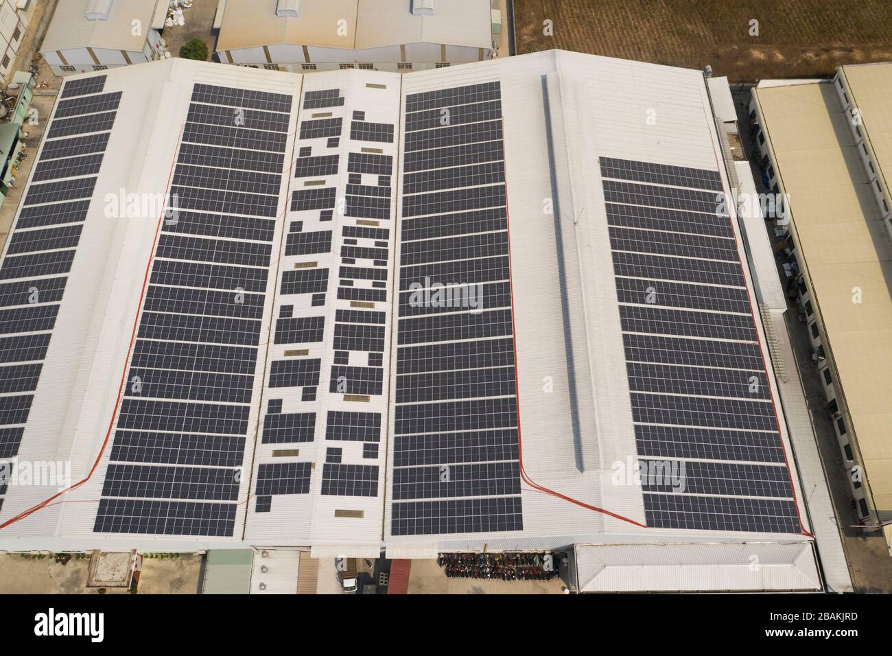 Solar panels roof warehouse hi-res stock photography and images - Alamy