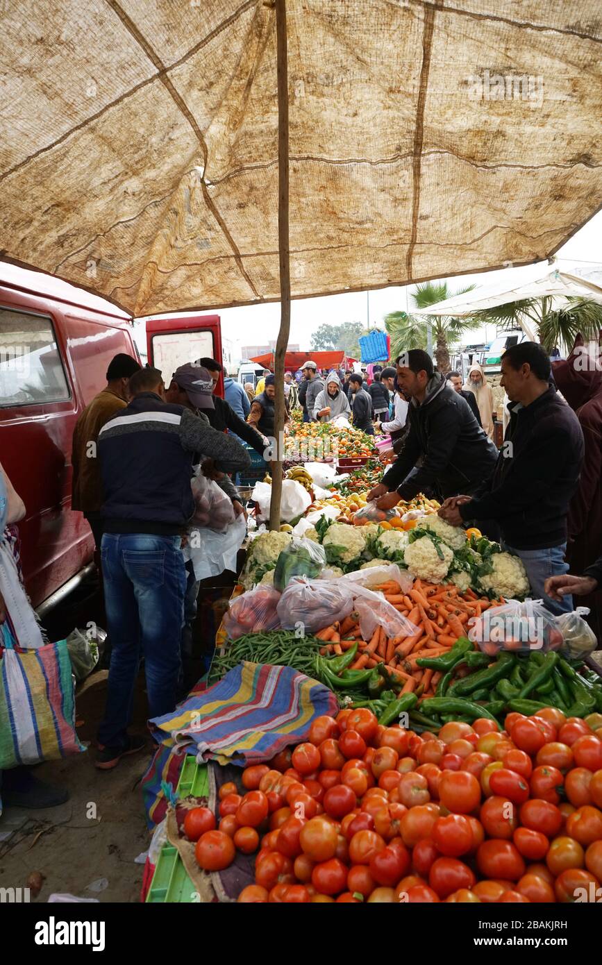 Larbaa Beni Hassen,traditional weekly souk market, Route nationale 2 ...