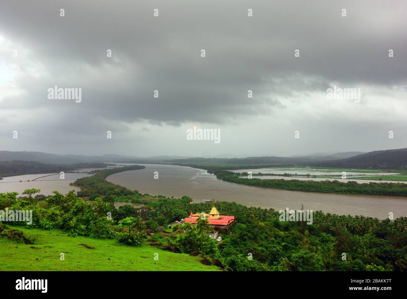 Shree saibaba temple hi-res stock photography and images - Alamy