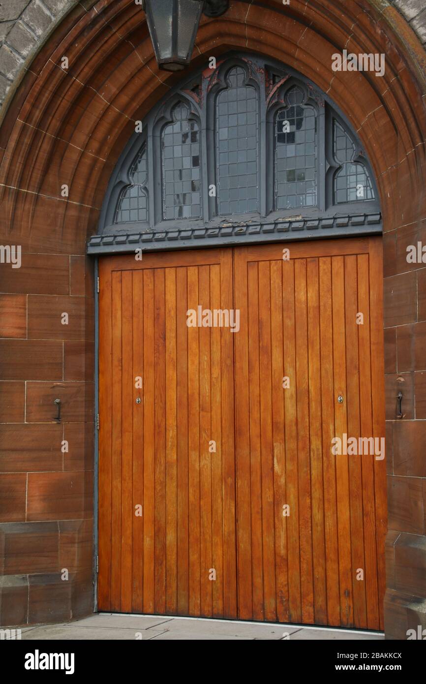 The big oak door Stock Photo - Alamy