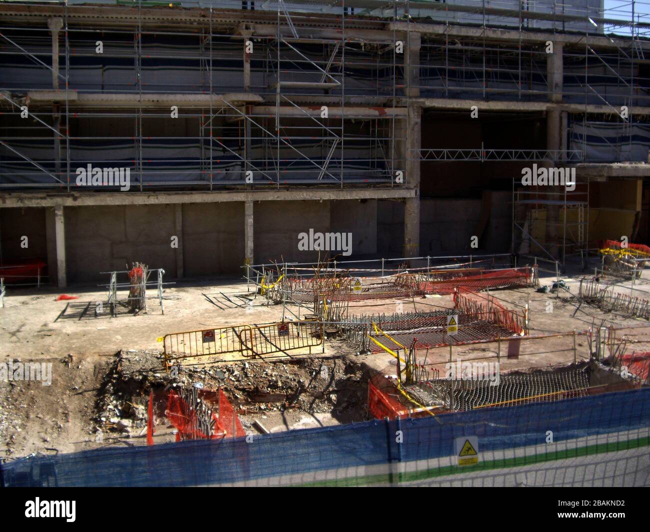 RECONSTRUCCION DEL ANTIGUO EDIFICIO WINDSOR - 2007. Location: Windsor ...