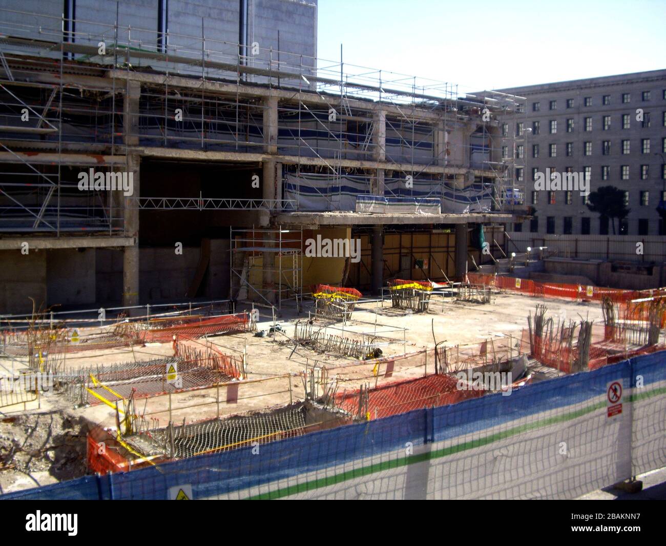 RECONSTRUCCION DEL ANTIGUO EDIFICIO WINDSOR - 2007. Location: Windsor ...