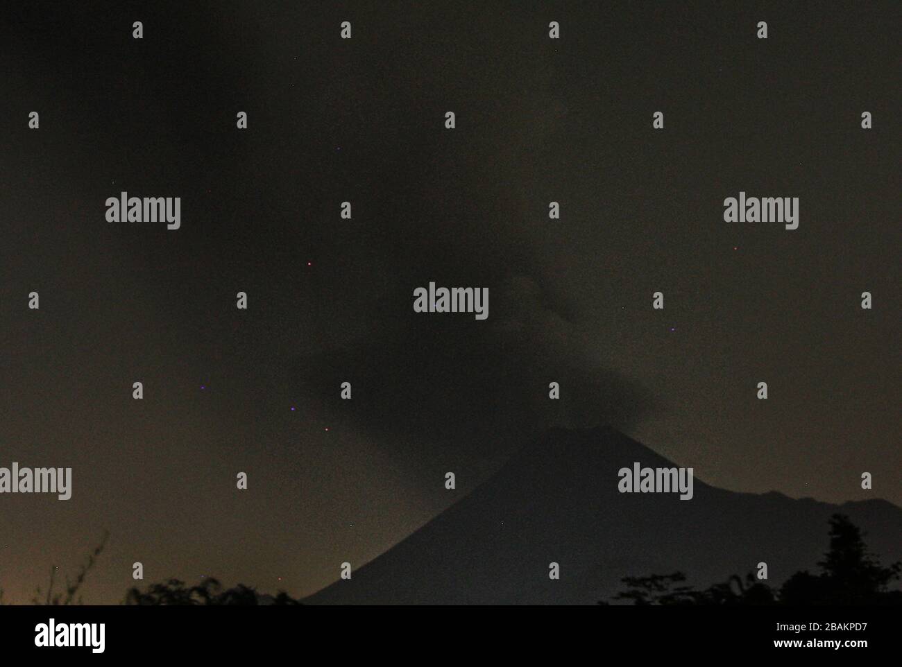 Height 75 mm hi-res stock photography and images - Alamy