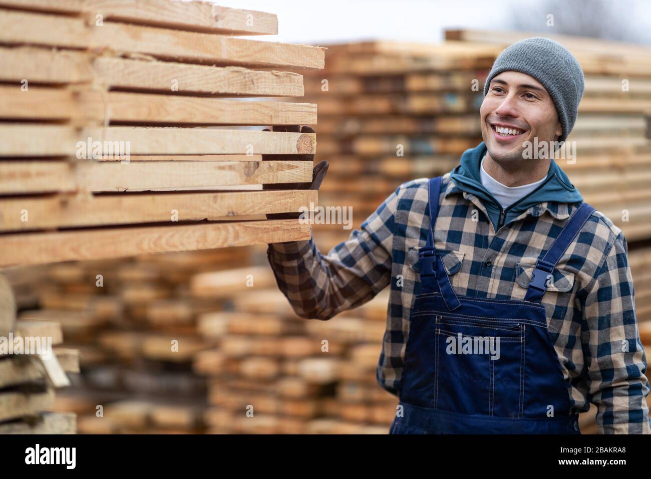 Lumber workforce hi-res stock photography and images - Alamy