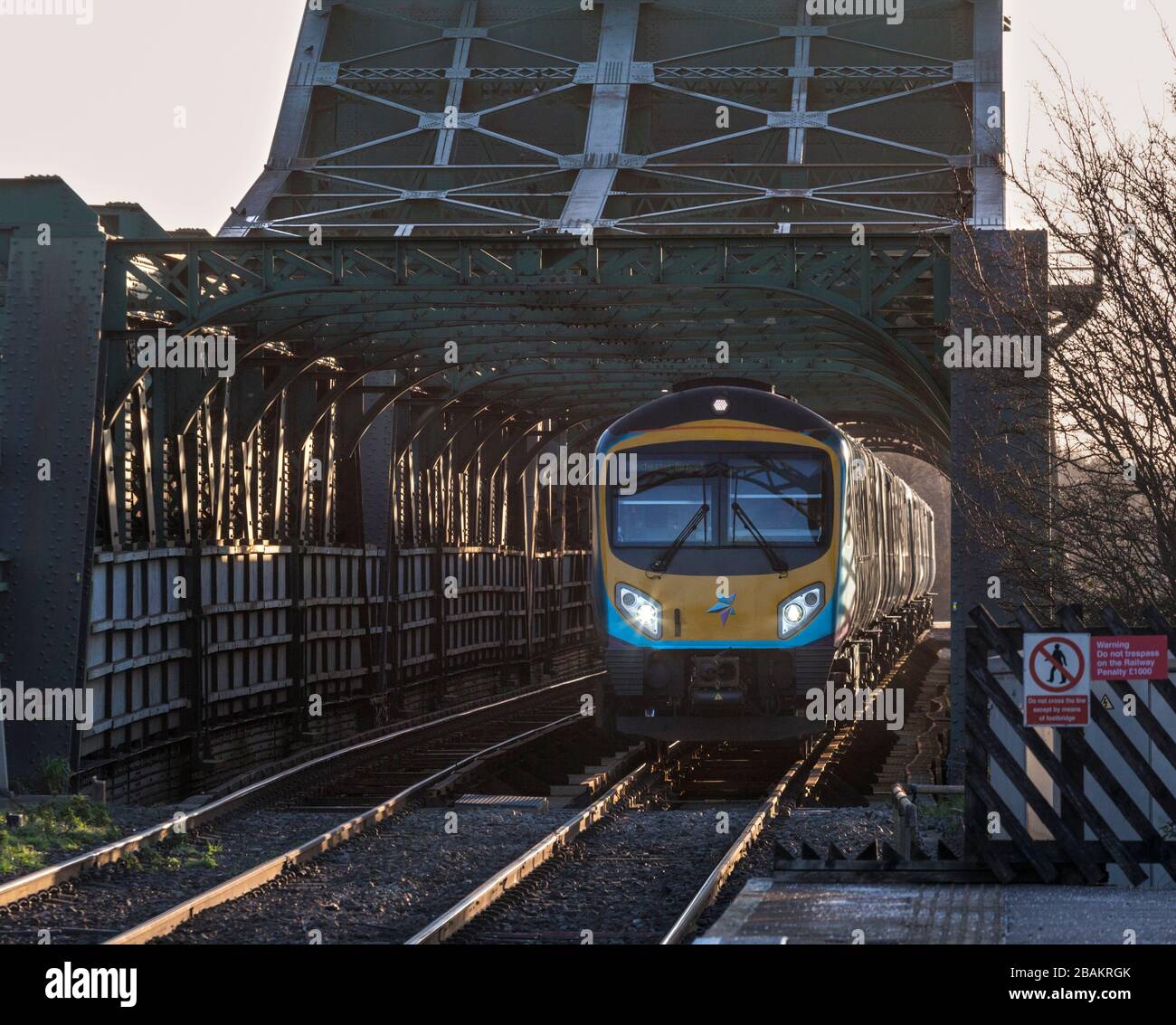 First Transpennine Express class 185 185133 crossing the king George V ...