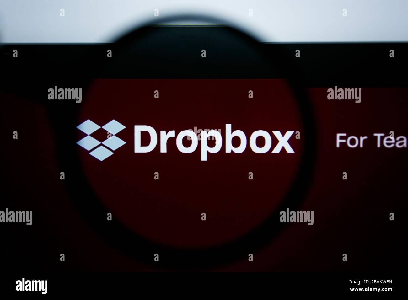 Dropbox logo hi-res stock photography and images - Alamy