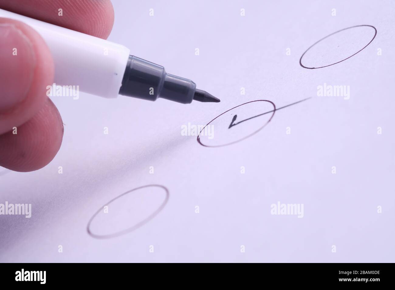 Approved checkmark hi-res stock photography and images - Alamy