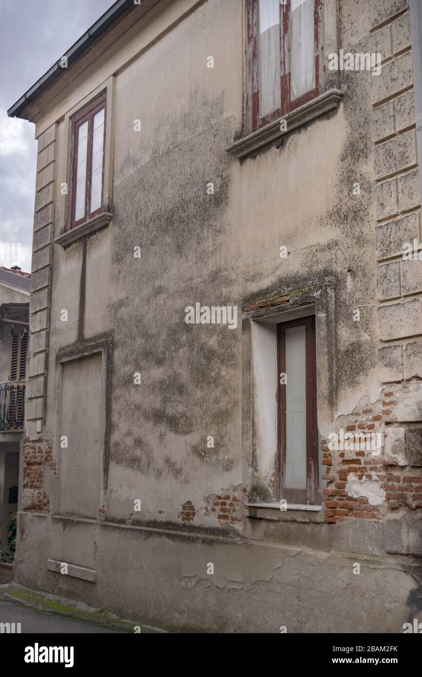 old and crumbling building with its facade Stock Photo - Alamy