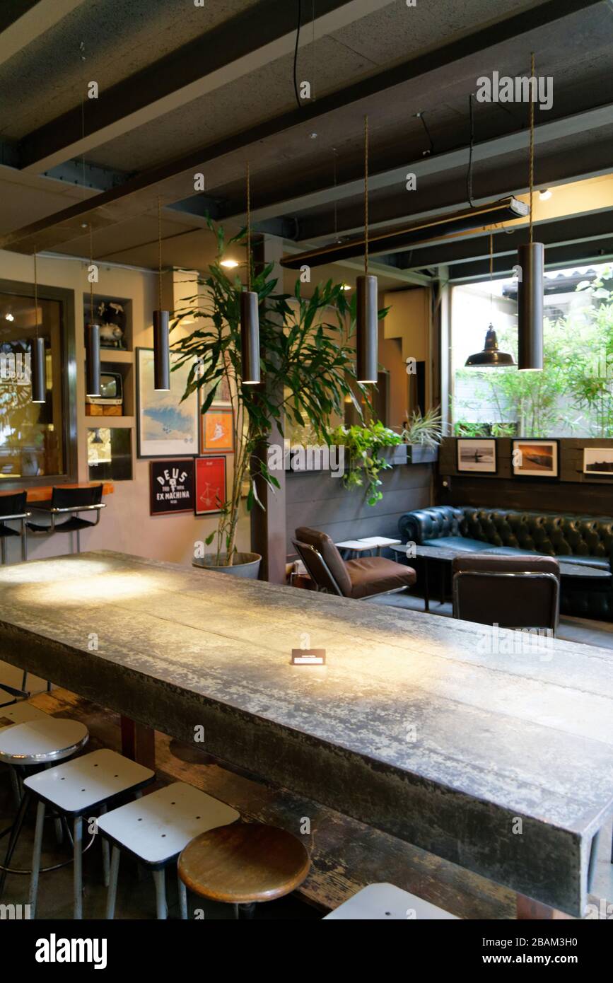 Deus ex Machina custom motorcycle, Cafè and restaurant, Isola district ...