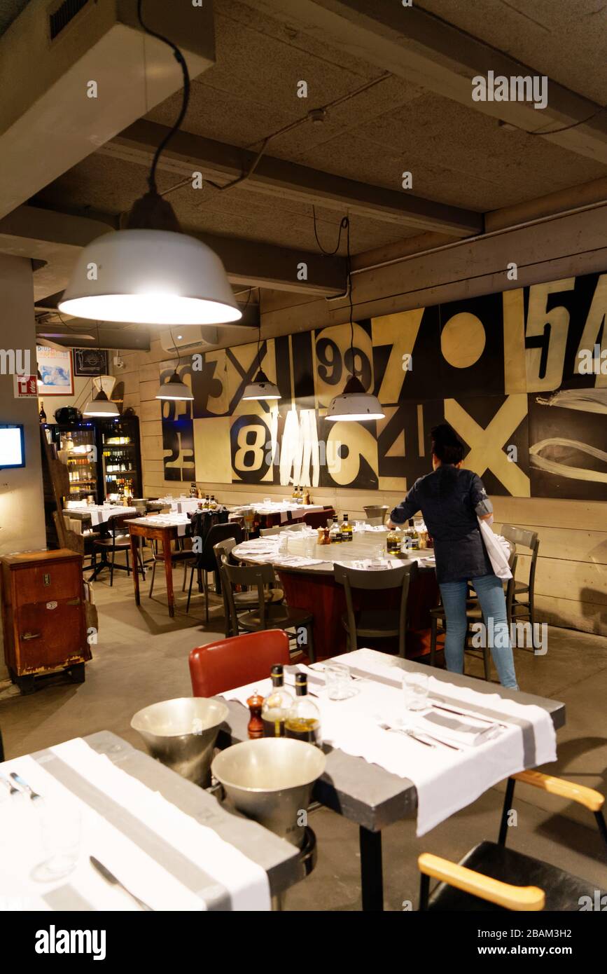 Deus ex Machina custom motorcycle, Cafè and restaurant, Isola district ...