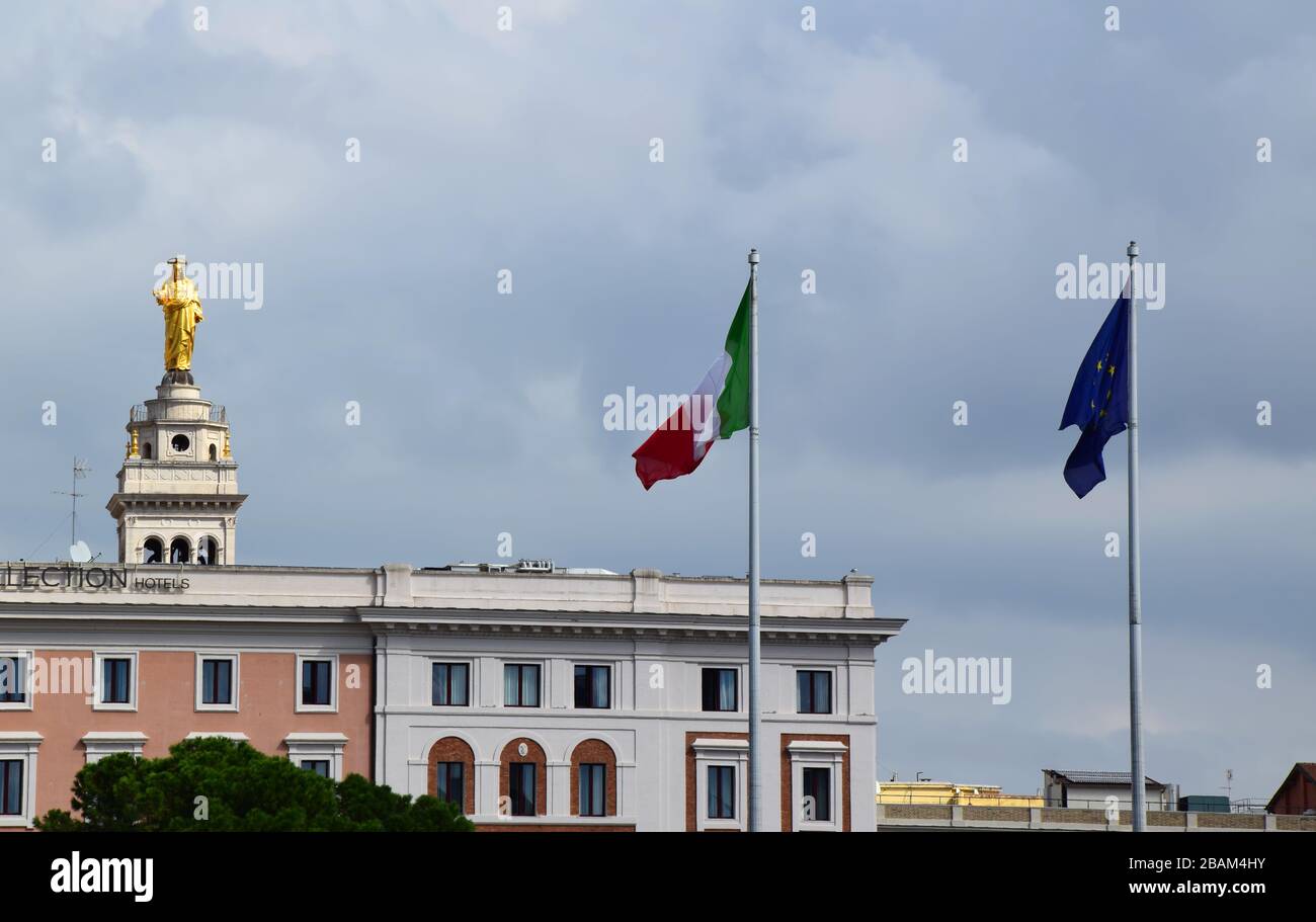 nH collection Palazzo Cinquecento - Basilica del Sacro Cuore di Ges a ...