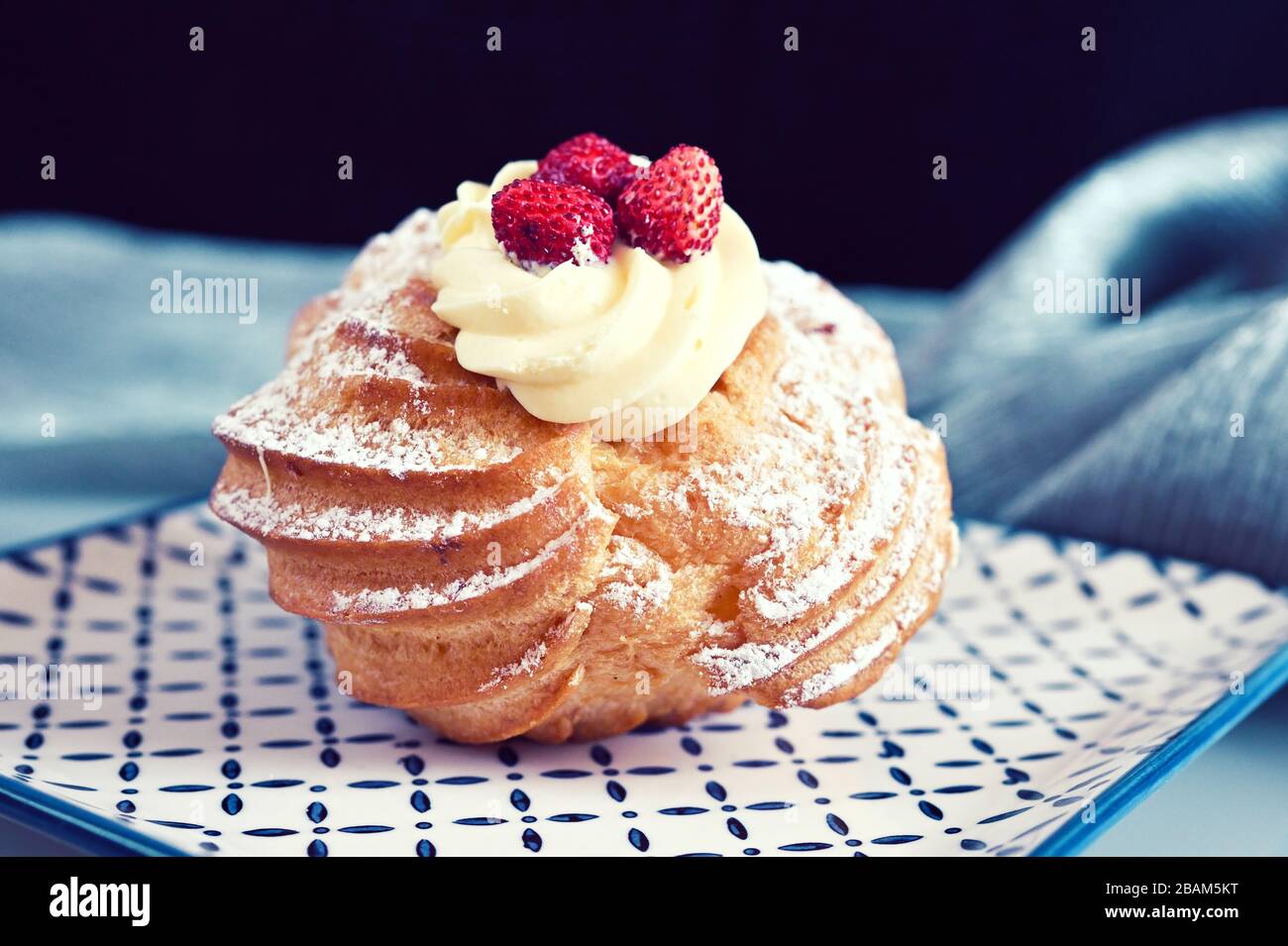 traditional Neapolitan sweets with fruit Stock Photo - Alamy