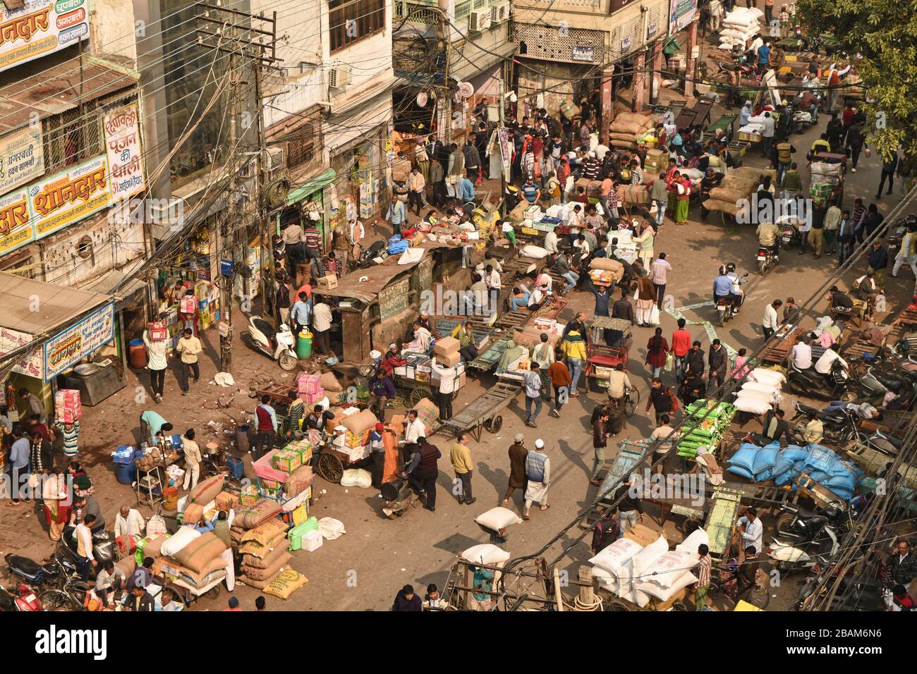 Indian crowd hi-res stock photography and images - Alamy
