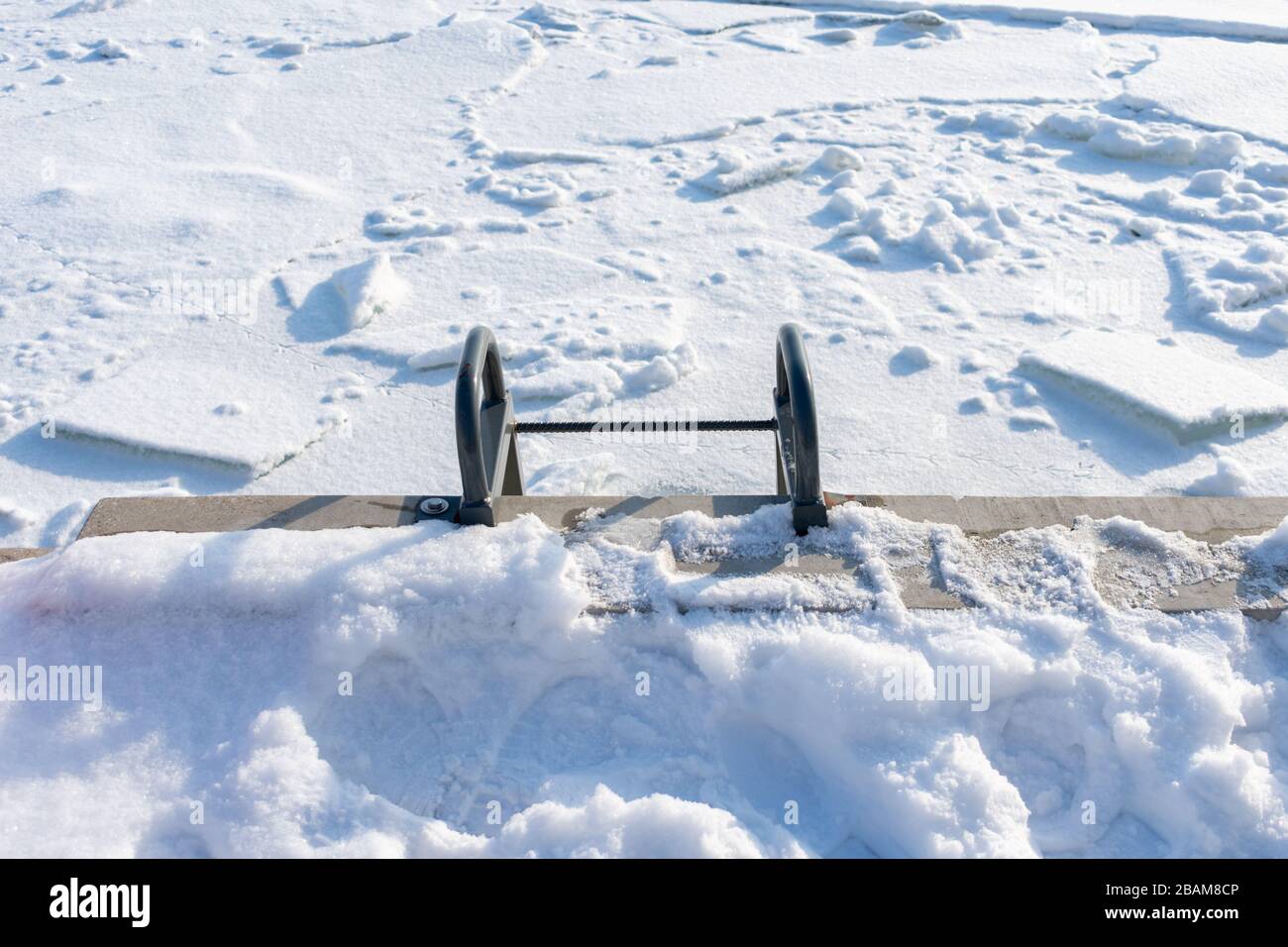 Ice covered ladder hi-res stock photography and images - Alamy