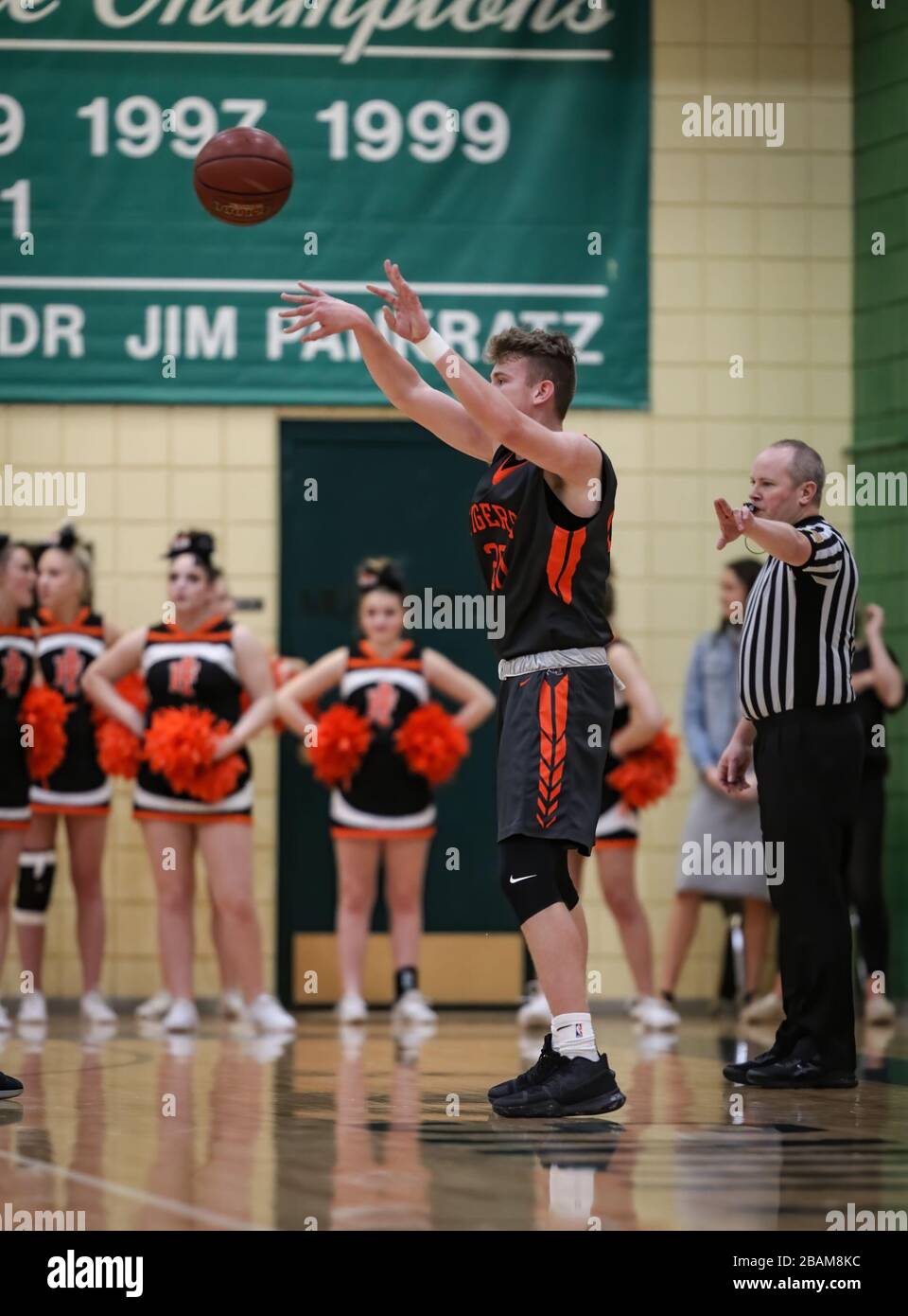Basketball Action with Idaho Falls vs Bishop Kelly High School in Boise ...