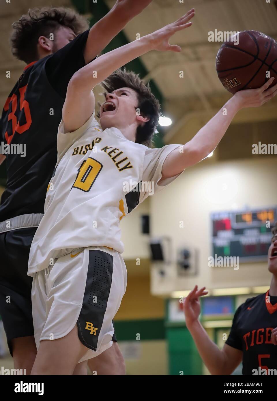 Basketball Action with Idaho Falls vs Bishop Kelly High School in Boise ...