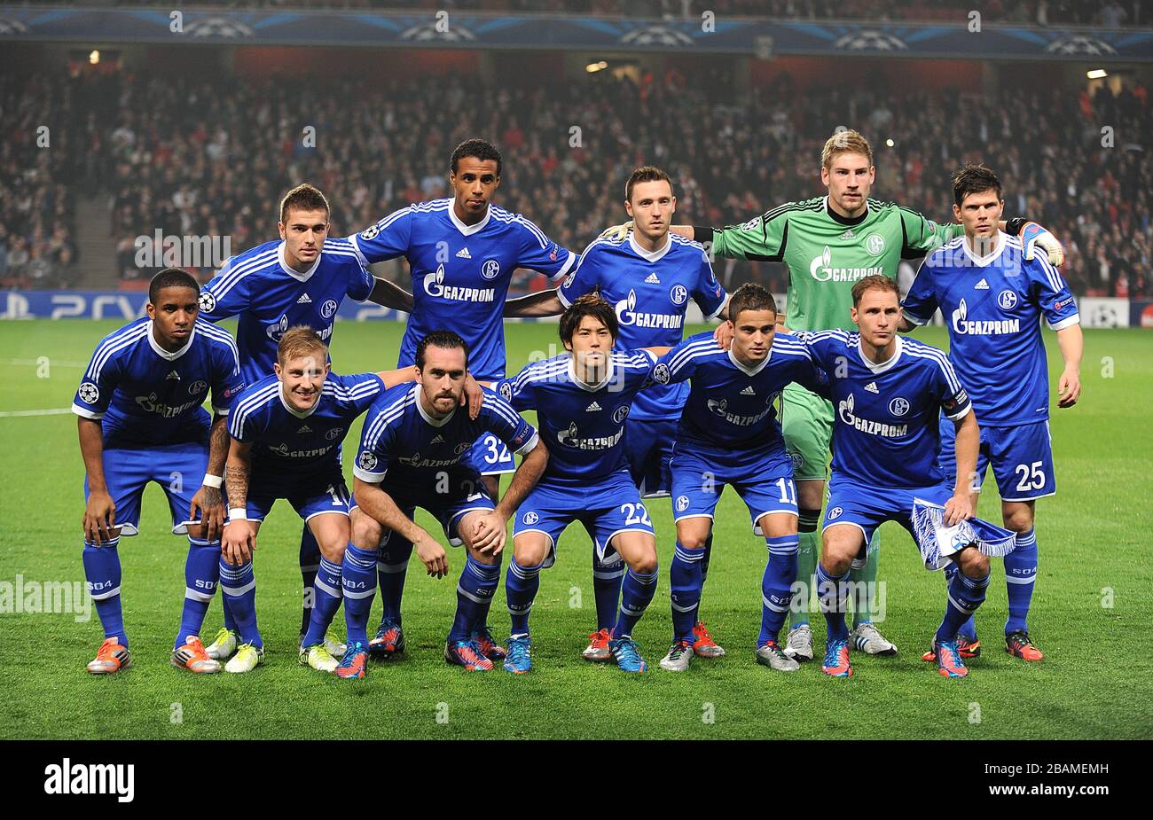 Schalke 04 team group hi-res stock photography and images - Alamy