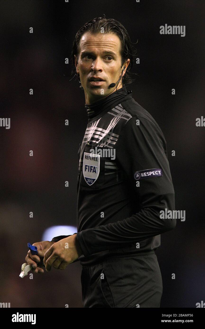 Bas Nijhuis, match referee Stock Photo - Alamy
