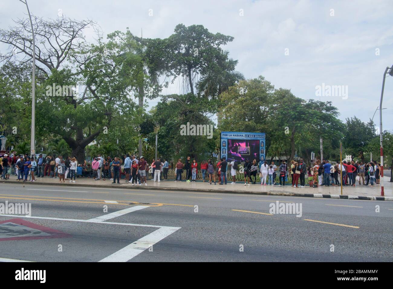 Long line for famous Coppelia ice cream, Havana, Cuba Stock Photo - Alamy