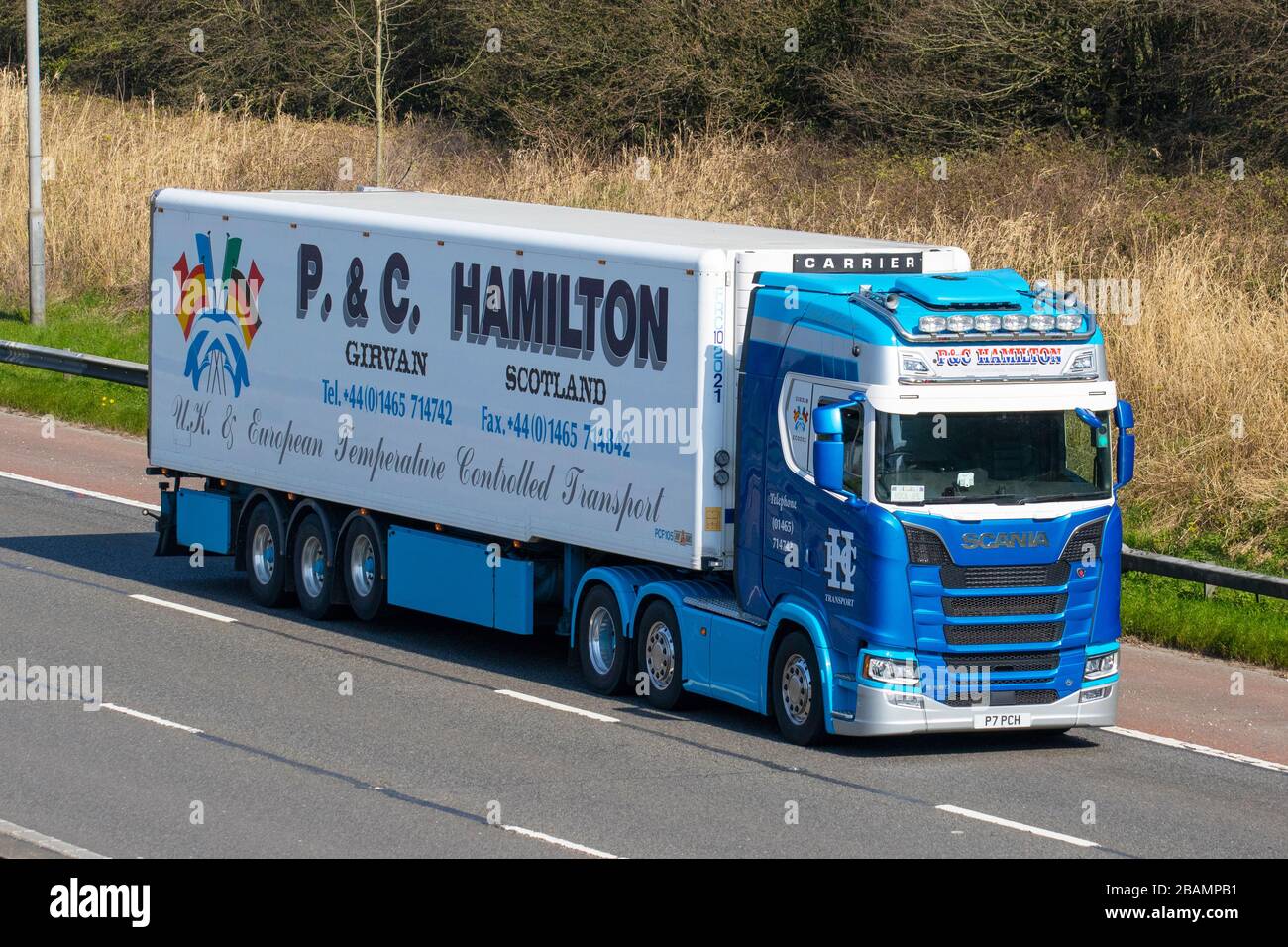 Refrigerated lorry truck scottish hi-res stock photography and images ...