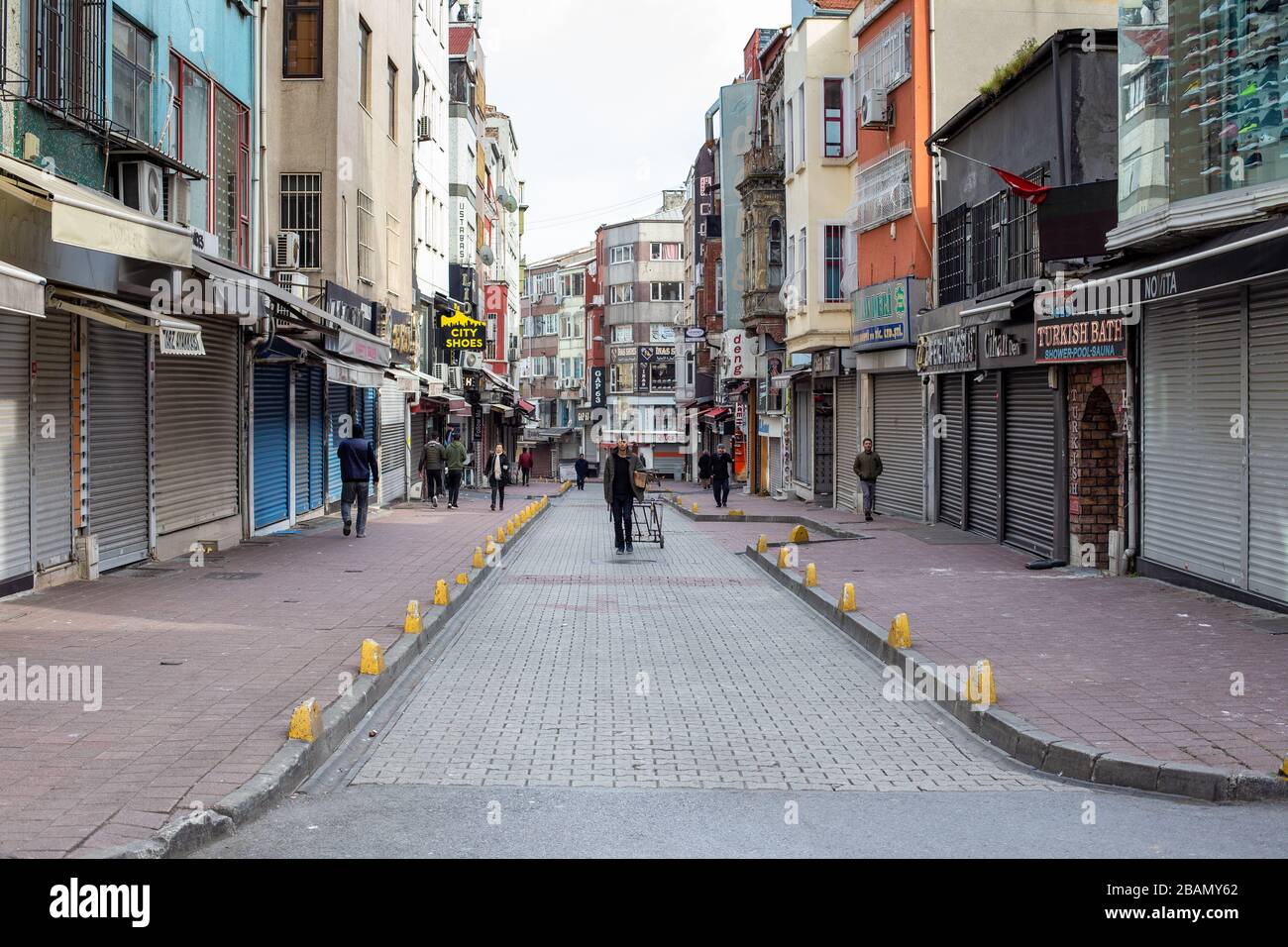 Istanbul Streets High Resolution Stock Photography and Images - Alamy