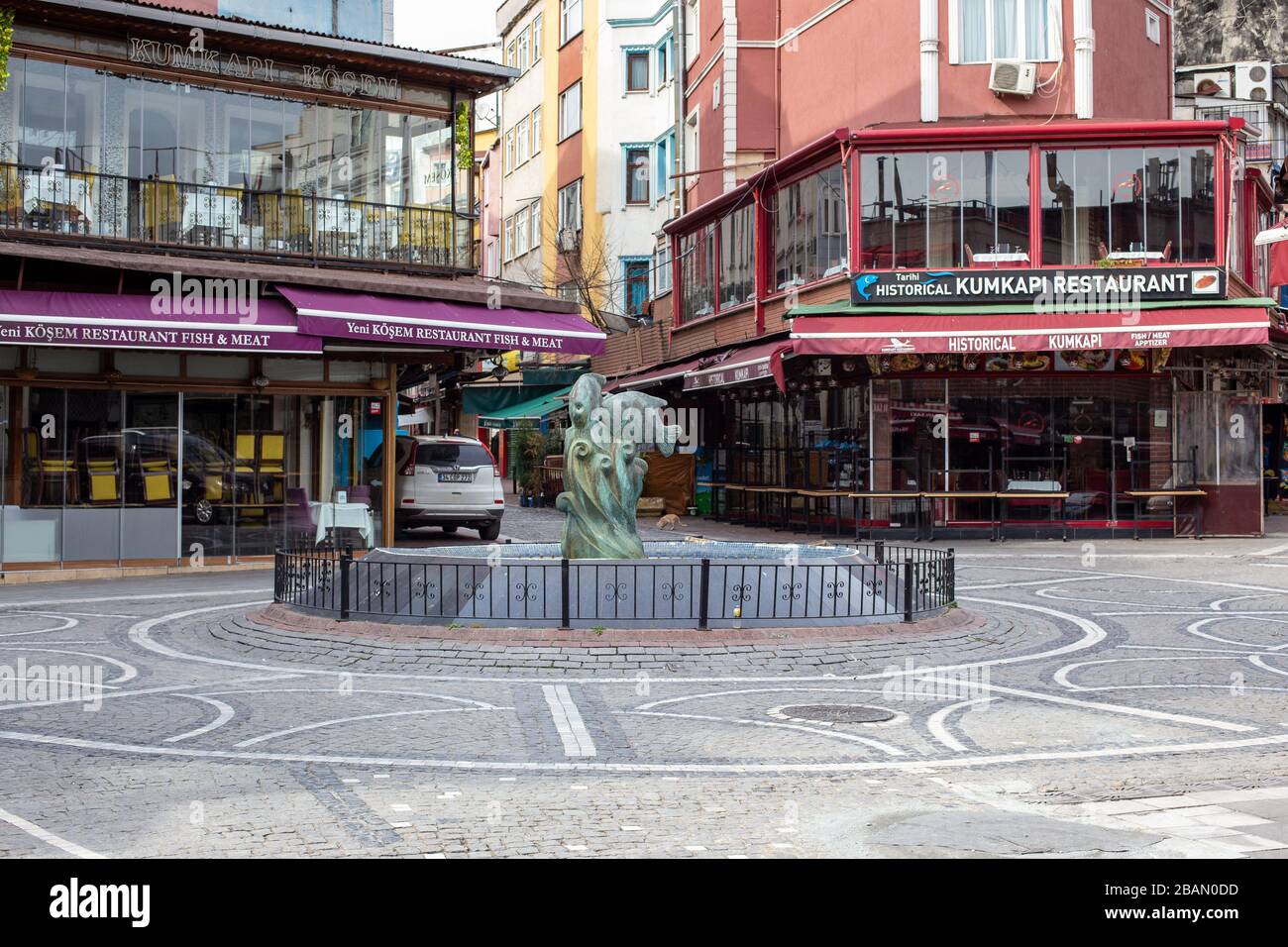 Turkey istanbul kumkapi street restaurants hi-res stock photography and ...