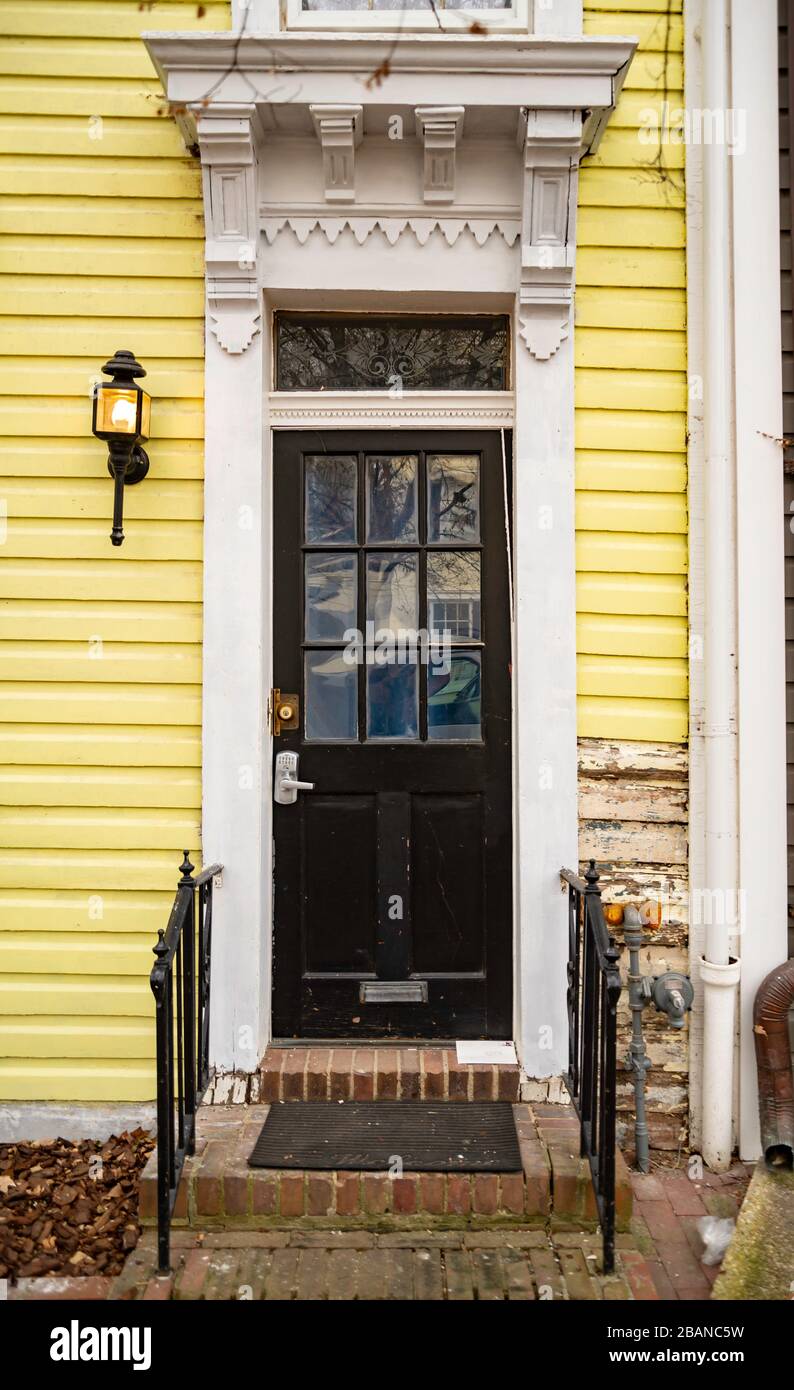 Nice door hi-res stock photography and images - Alamy